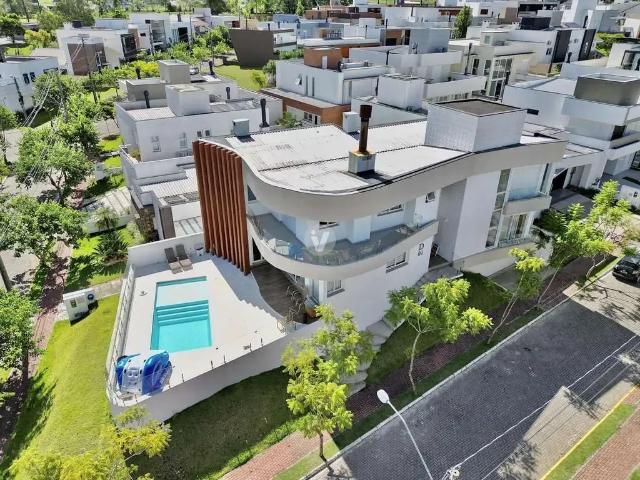 Casa / Sobrado em Condomínio para Venda em Santa Maria/RS Tomazetti 4 Quartos
