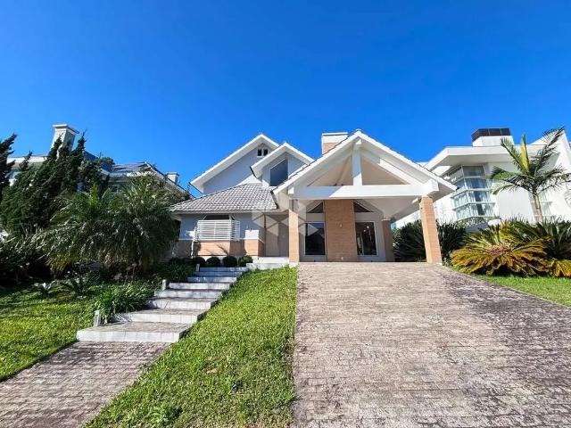 Casa / Sobrado em Condomínio para Venda em Santa Cruz do Sul/RS Country 4 Quartos