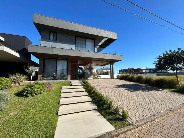 Casa / Sobrado em Condomínio para Venda em Santa Cruz do Sul/RS Country 4 Quartos