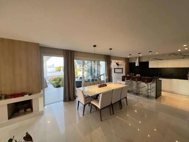 Casa / Sobrado em Condomínio para Venda em Santa Cruz do Sul/RS Country 3 Quartos