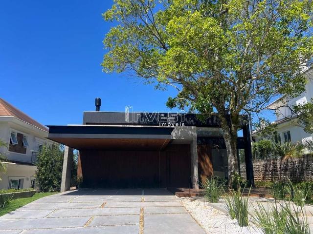 Casa / Sobrado em Condomínio para Venda em Santa Cruz do Sul/RS Country 3 Quartos