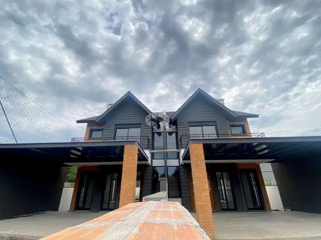 Casa / Sobrado em Condomínio para Venda em Santa Cruz do Sul/RS Jardim Europa 3 Quartos