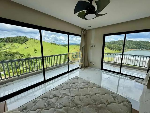 Casa / Sobrado em Condomínio para Venda em Santa Isabel/SP Centro 6 Quartos