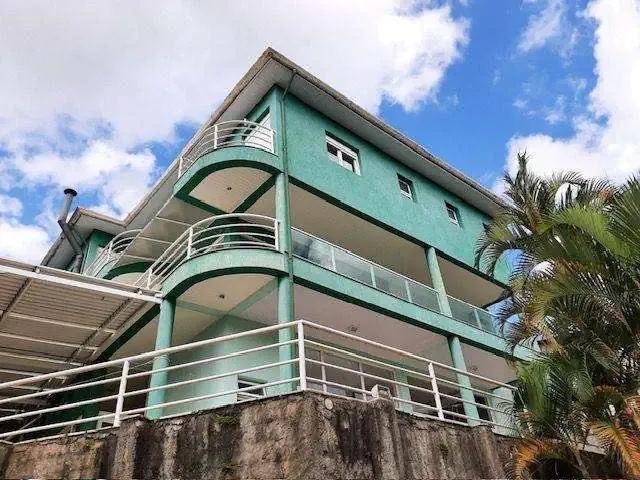 Casa / Sobrado em Condomínio para Venda em Santana de Parnaíba/SP Tarumã 4 Quartos