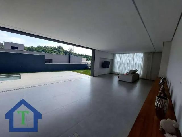 Casa / Sobrado em Condomínio para Venda em Santana de Parnaíba/SP Valville 4 Quartos