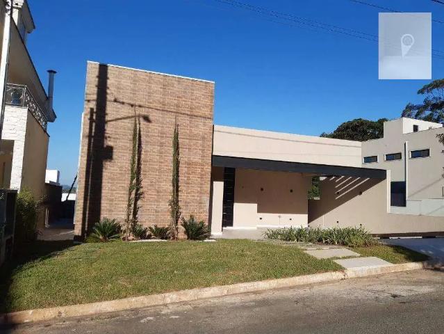 Casa / Sobrado em Condomínio para Venda em Santana de Parnaíba/SP Valville 4 Quartos