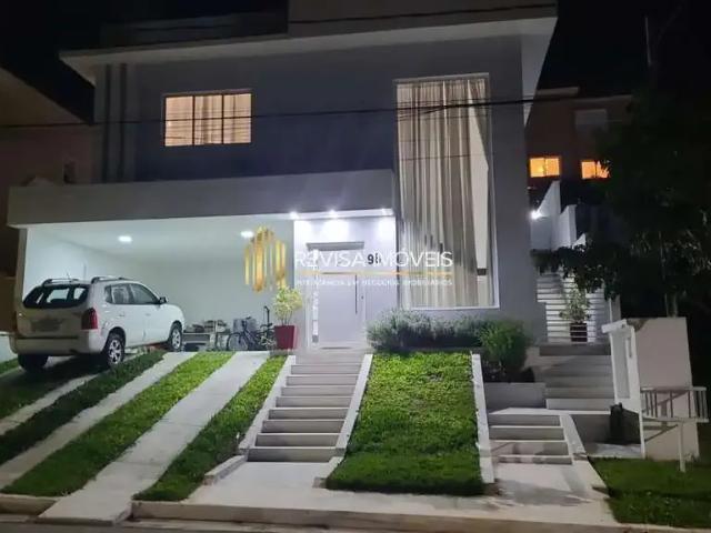 Casa / Sobrado em Condomínio para Venda em Santana de Parnaíba/SP Valville 4 Quartos
