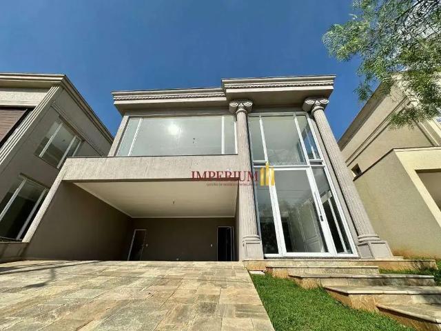 Casa / Sobrado em Condomínio para Venda em Santana de Parnaíba/SP Valville 3 Quartos