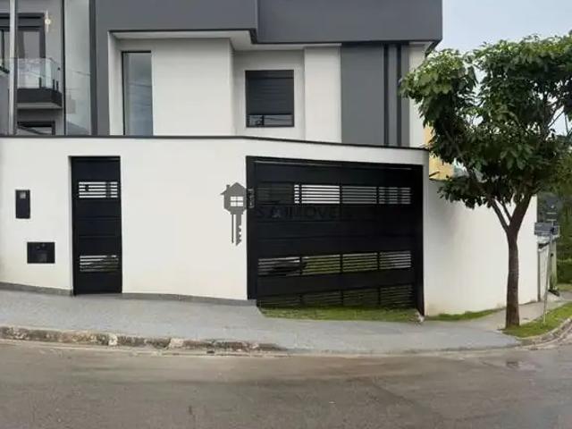 Casa / Sobrado em Condomínio para Venda em Santana de Parnaíba/SP Villas do Jaguari 4 Quartos