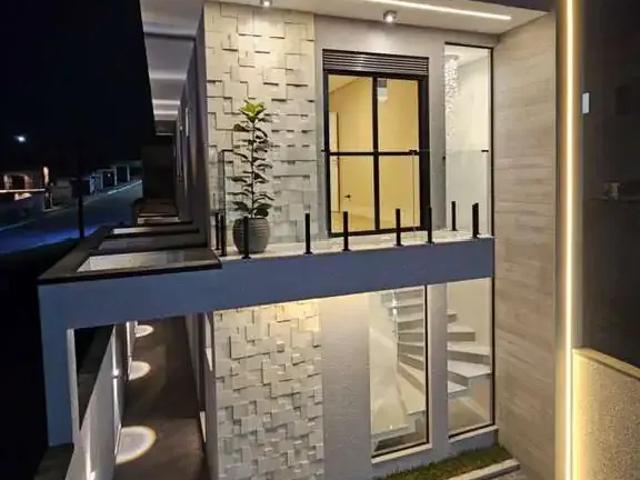 Casa / Sobrado em Condomínio para Venda em Santana de Parnaíba/SP Villas do Jaguari 3 Quartos