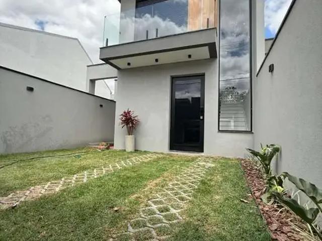 Casa / Sobrado em Condomínio para Venda em Santana de Parnaíba/SP Villas do Jaguari 3 Quartos
