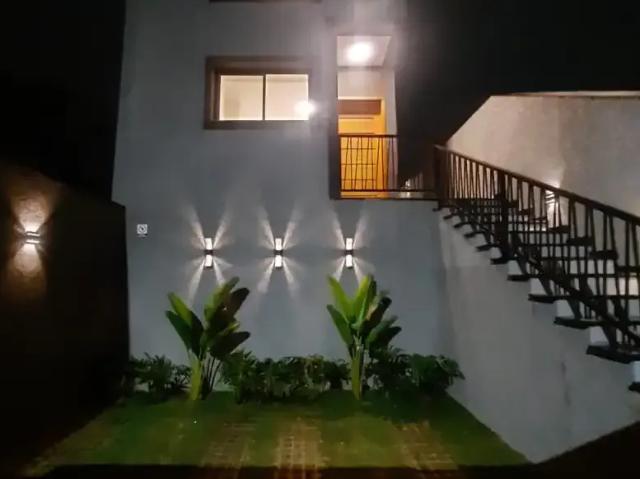 Casa / Sobrado em Condomínio para Venda em Santana de Parnaíba/SP Villas do Jaguari 3 Quartos