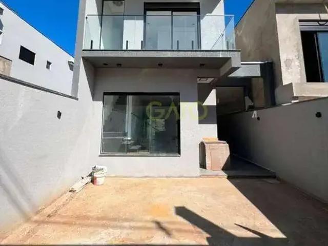Casa / Sobrado em Condomínio para Venda em Santana de Parnaíba/SP Villas do Jaguari 3 Quartos
