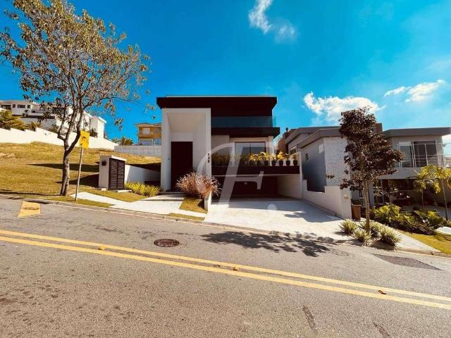 Casa / Sobrado em Condomínio para Venda em Santana de Parnaíba/SP Alphaville 4 Quartos