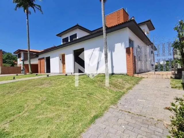 Casa / Sobrado em Condomínio para Venda em Santana de Parnaíba/SP Alphaville 4 Quartos