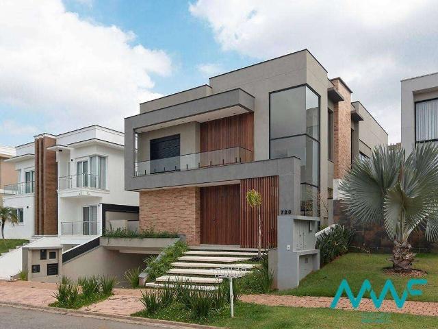 Casa / Sobrado em Condomínio para Venda em Santana de Parnaíba/SP Alphaville 4 Quartos