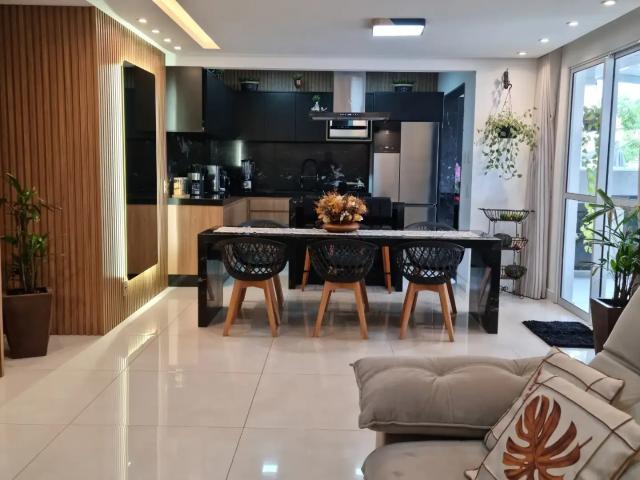 Casa / Sobrado em Condomínio para Venda em Santana de Parnaíba/SP Chácara do Solar III 3 Quartos