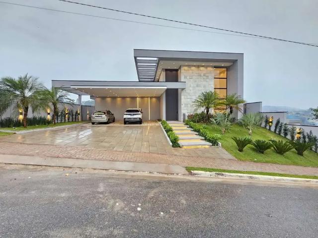 Casa / Sobrado em Condomínio para Venda em Santana de Parnaíba/SP Chácara Jaguari Fazendinha 5 Quartos
