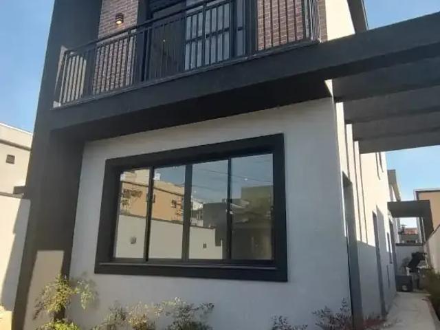 Casa / Sobrado em Condomínio para Venda em Santana de Parnaíba/SP Chácara Jaguari Fazendinha 3 Quartos