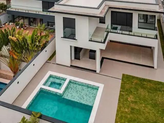 Casa / Sobrado em Condomínio para Venda em Santana de Parnaíba/SP Cidade Tamboré 4 Quartos