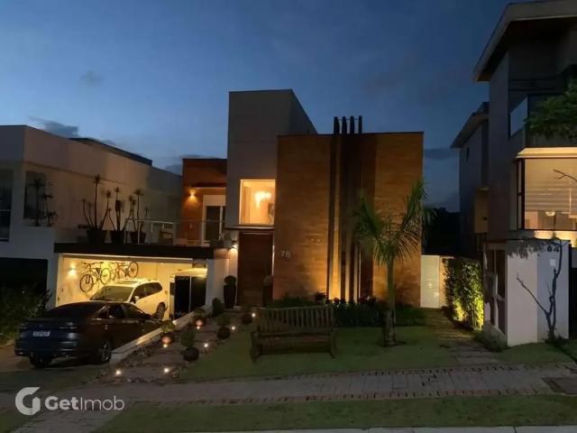 Casa / Sobrado em Condomínio para Venda em Santana de Parnaíba/SP Cidade Tamboré 4 Quartos