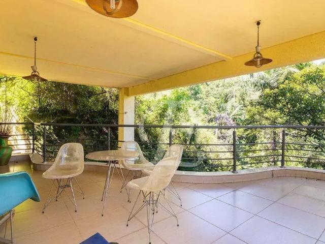 Casa / Sobrado em Condomínio para Venda em Santana de Parnaíba/SP Cidade Tamboré 4 Quartos