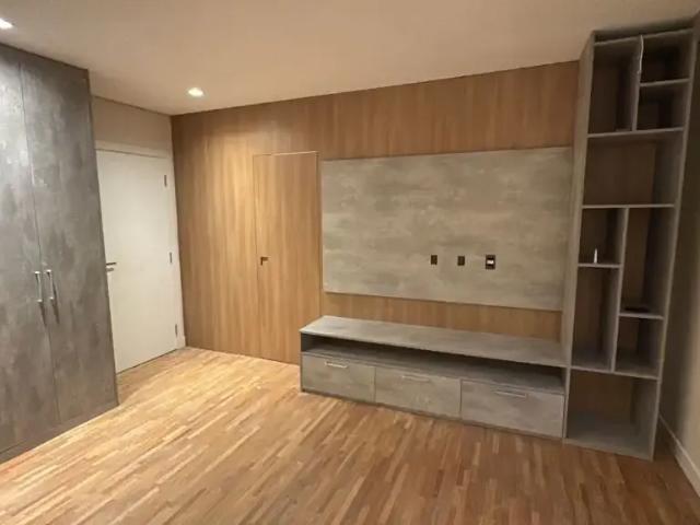 Casa / Sobrado em Condomínio para Venda em Santana de Parnaíba/SP Cidade Tamboré 5 Quartos