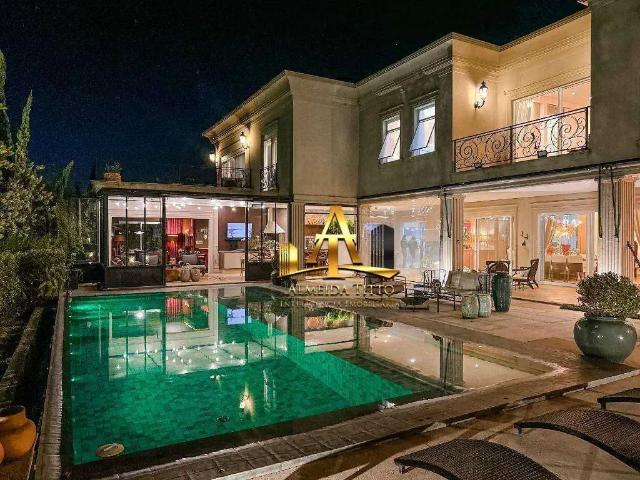 Casa / Sobrado em Condomínio para Venda em Santana de Parnaíba/SP Cidade Tamboré 6 Quartos