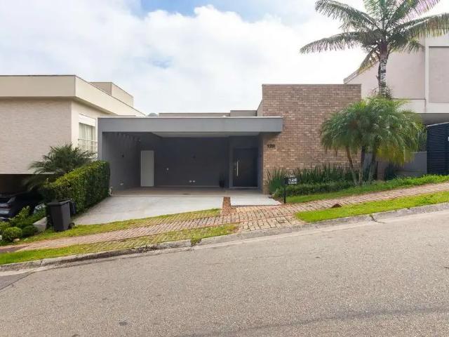 Casa / Sobrado em Condomínio para Venda em Santana de Parnaíba/SP Cidade Tamboré 3 Quartos