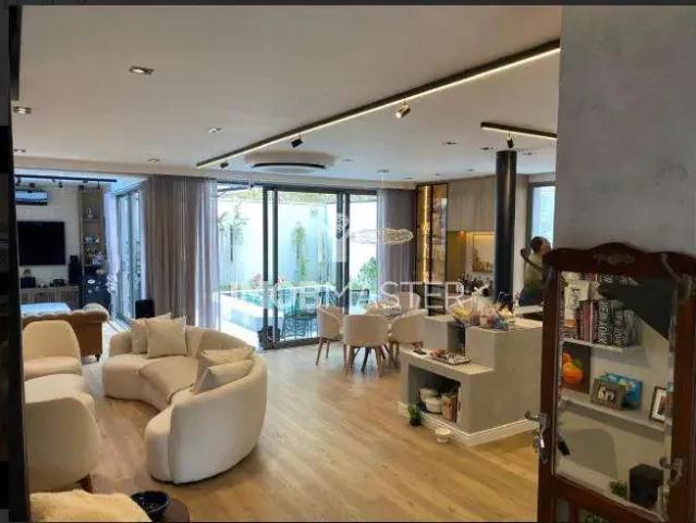 Casa / Sobrado em Condomínio para Venda em Santana de Parnaíba/SP Cidade Tamboré 3 Quartos