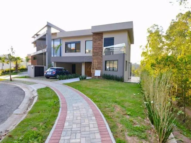 Casa / Sobrado em Condomínio para Venda em Santana de Parnaíba/SP Colinas da Anhangüera 4 Quartos
