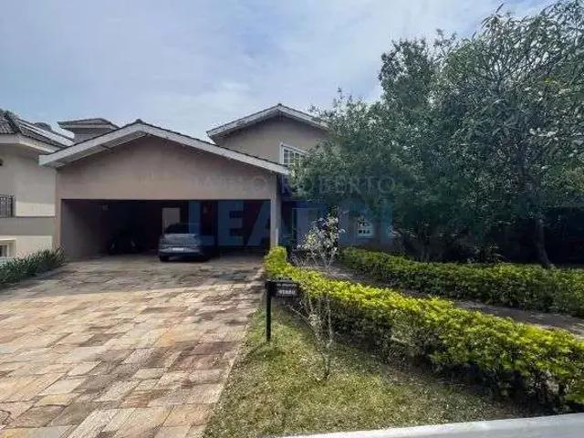 Casa / Sobrado em Condomínio para Venda em Santana de Parnaíba/SP Melville 3 Quartos