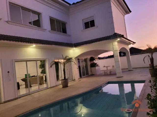 Casa / Sobrado em Condomínio para Venda em Santana de Parnaíba/SP Morada das Flores Aldeia da Serra 4 Quartos