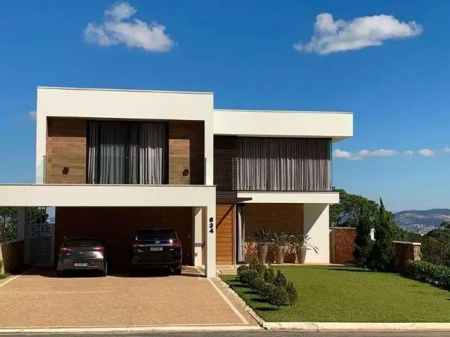 Casa / Sobrado em Condomínio para Venda em Santana de Parnaíba/SP Paiol Velho 4 Quartos