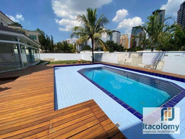 Casa / Sobrado em Condomínio para Venda em Santana de Parnaíba/SP Residencial 18 do Forte 4 Quartos