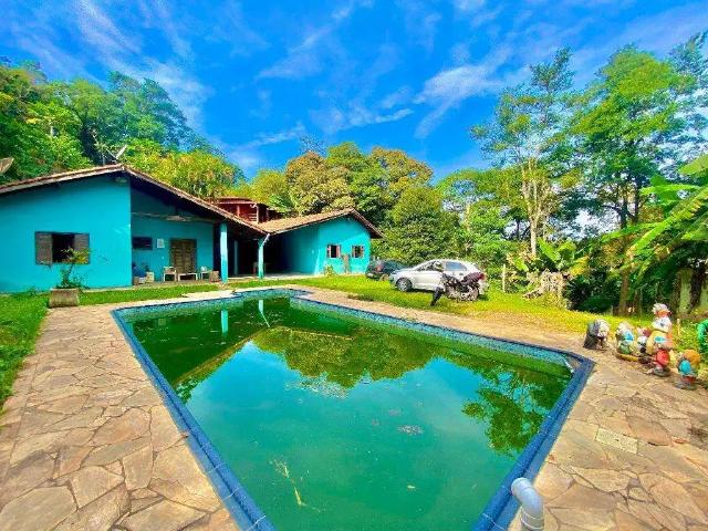 Casa / Sobrado em Condomínio para Venda em Santana de Parnaíba/SP Residencial Santa Helena Gleba I 2 Quartos