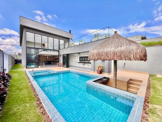 Casa / Sobrado em Condomínio para Venda em Santana de Parnaíba/SP Sítio do Morro 4 Quartos