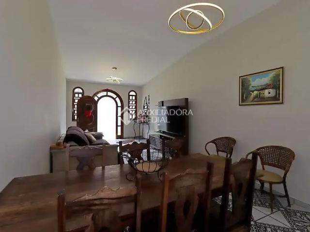 Casa / Sobrado em Condomínio para Venda em Santo André/SP Vila Pires 5 Quartos