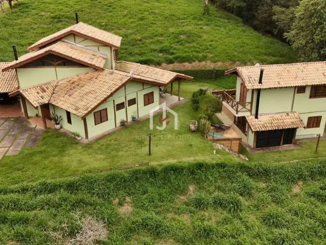 Casa / Sobrado em Condomínio para Venda em Santo Antônio do Pinhal/SP Rio Preto 4 Quartos
