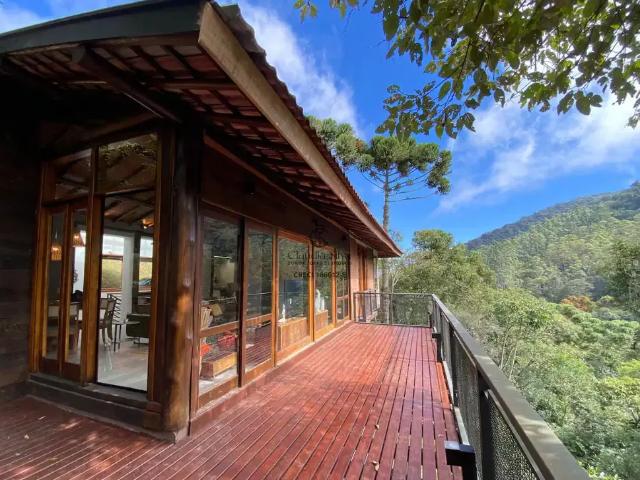 Casa / Sobrado em Condomínio para Venda em Santo Antônio do Pinhal/SP Zona Rural 2 Quartos