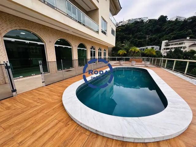 Casa / Sobrado em Condomínio para Venda em Santos/SP Marapé 5 Quartos