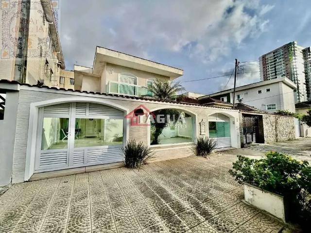 Casa / Sobrado em Condomínio para Venda em Santos/SP Aparecida 3 Quartos
