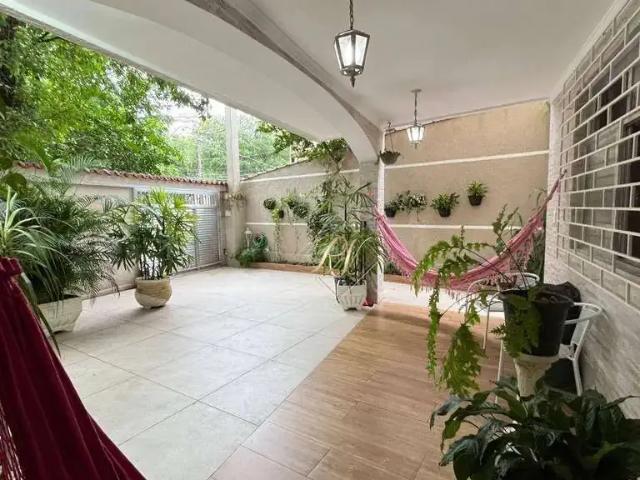 Casa / Sobrado em Condomínio para Venda em Santos/SP Aparecida 3 Quartos
