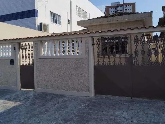 Casa / Sobrado em Condomínio para Venda em Santos/SP Aparecida 3 Quartos