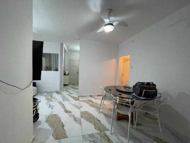 Casa / Sobrado em Condomínio para Venda em Santos/SP Boqueirão 2 Quartos