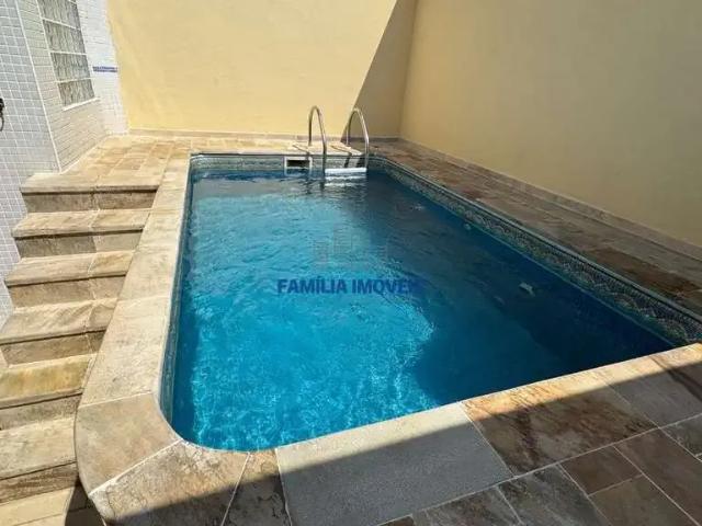 Casa / Sobrado em Condomínio para Venda em Santos/SP Campo Grande 3 Quartos