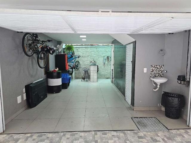 Casa / Sobrado em Condomínio para Venda em Santos/SP Estuário 2 Quartos