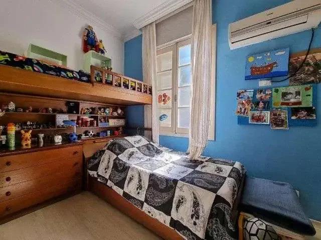 Casa / Sobrado em Condomínio para Venda em Santos/SP Gonzaga 3 Quartos