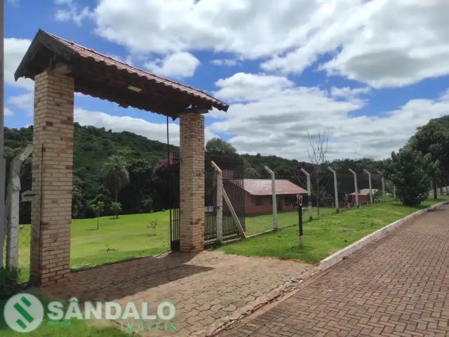Casa / Sobrado em Condomínio para Venda em Sarandi/PR Parque Alvamar 2 Quartos