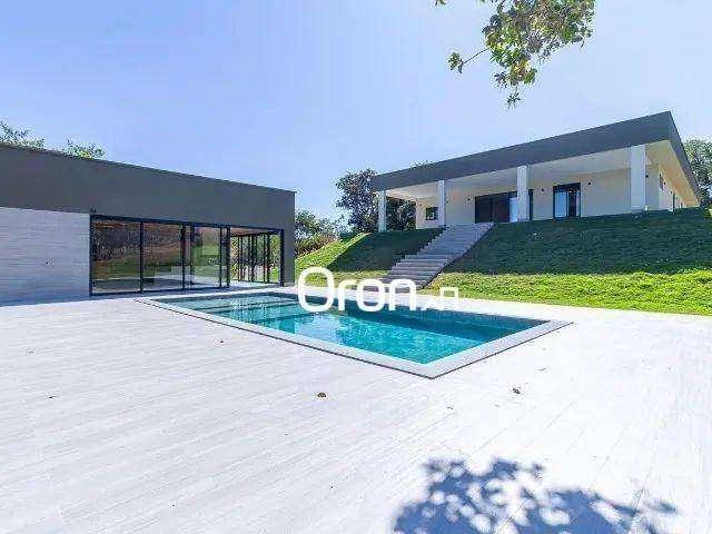 Casa / Sobrado em Condomínio para Venda em Senador Canedo/GO Condomínio Alto da Boa Vista 6 Quartos
